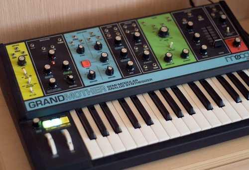 Moog Grandmother