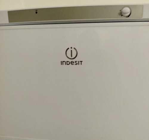 Холодильник Indesit бу