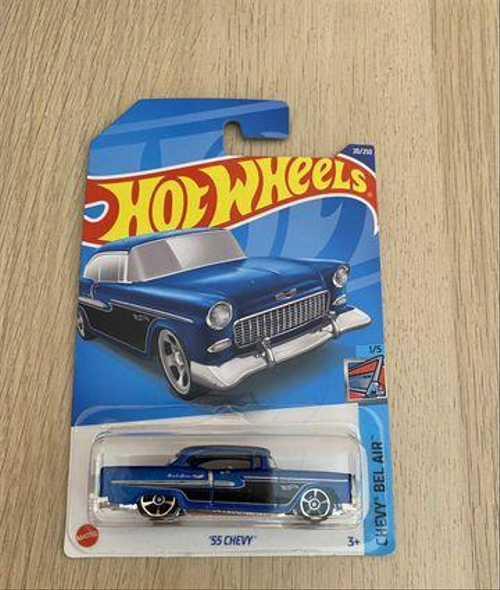 Машинка Hot Wheels 55 chevy