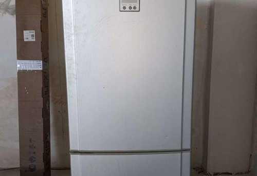 Холодильник бу, требуется ремонт 140*55