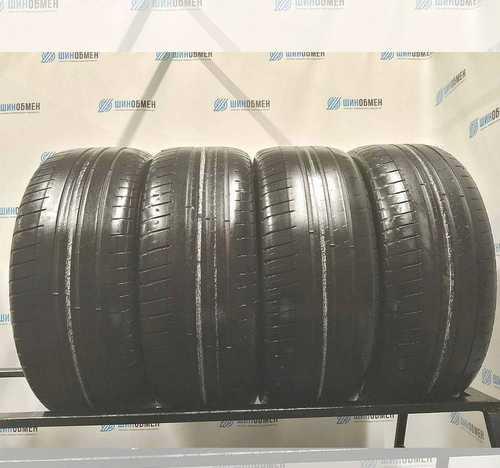 Michelin Pilot Sport 3 235/45 R18 98R