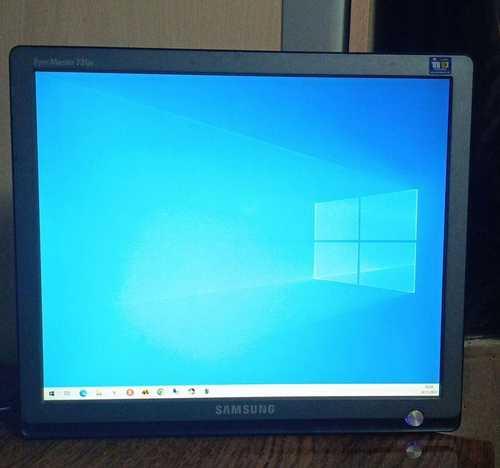 Samsung syncmaster 731bf