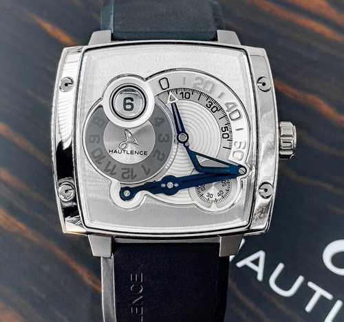 Часы Hautlence HLS 05 Limited Edition