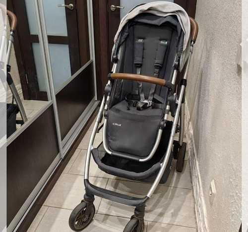 Прогулочная коляска Uppababy Cruz