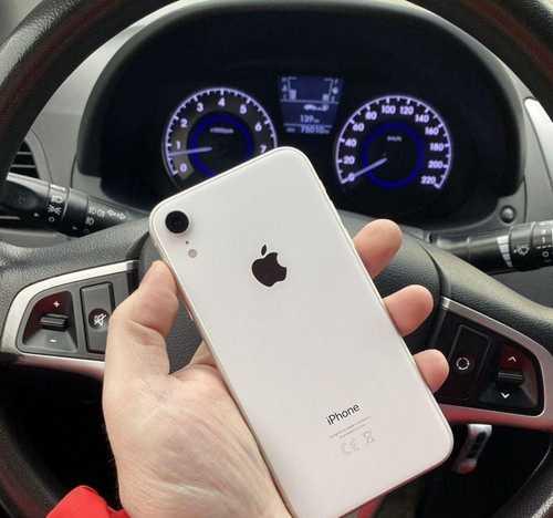 iPhone Xr, 64 ГБ