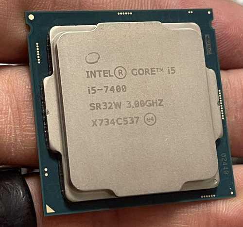 Процессор Intel Core i5 7400