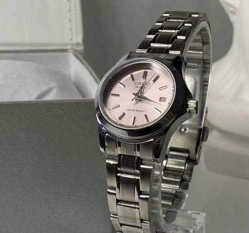 Наручные часы Casio