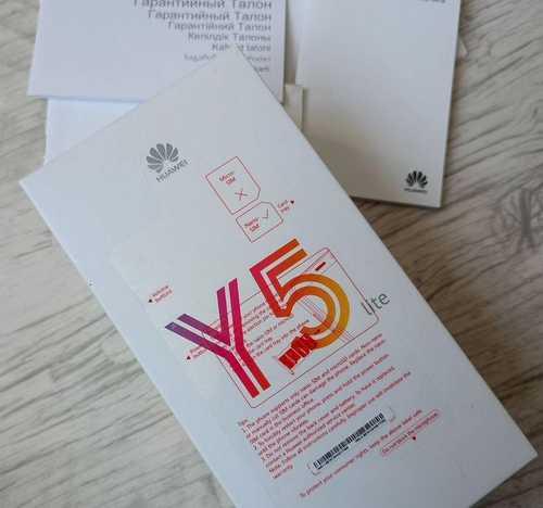 Коробка для телефона huawei Y5 lite