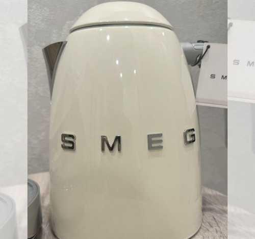 Чайник smeg новый
