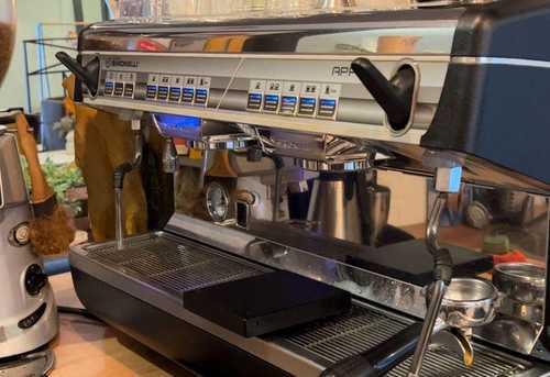 Кофемашина nuova simonelli appia 2