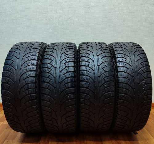 Nokian Tyres Hakkapeliitta 5 SUV 235/65 R17