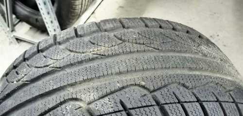 Kumho I'Zen XW KW17 235/45 R17 94V