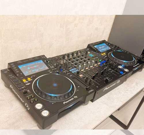 DJ комплект Pioneer CDJ2000NXS2   DJM900NXS2