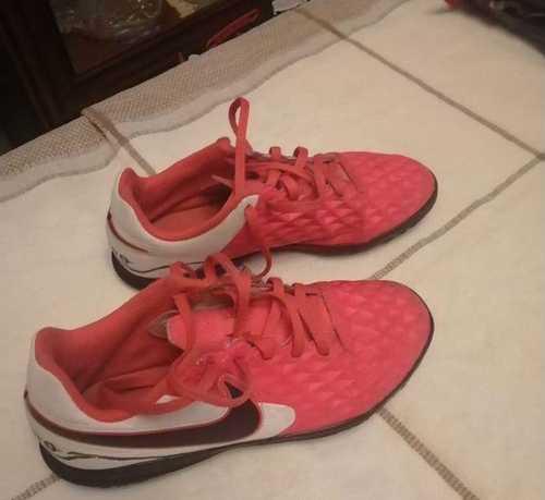 Футбольные бутсы nike Tiempo для зала подростковые