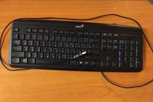 Клавиатура Genius и мышь Logitech