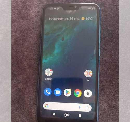 Xiaomi Mi A2 Lite Android One, 3/32 ГБ