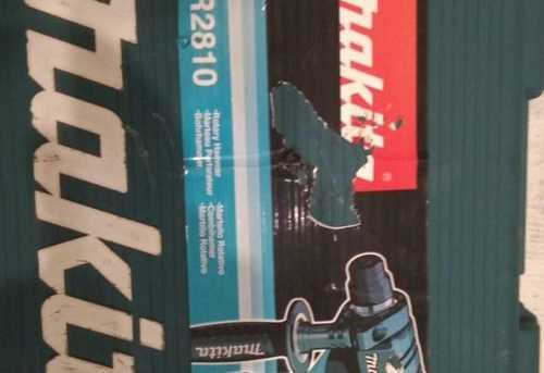 Продам перфоратор Makita HR2810