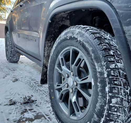 Для Jeep Grand Cherokee колёса в сборе шипы