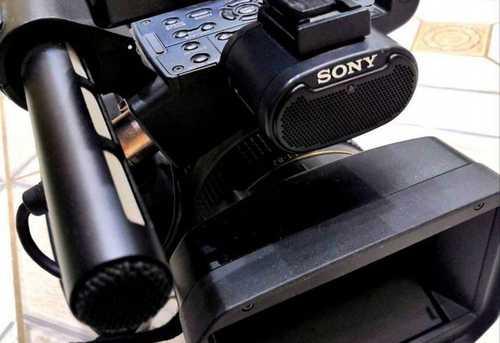 Sony HDR-AX2000E