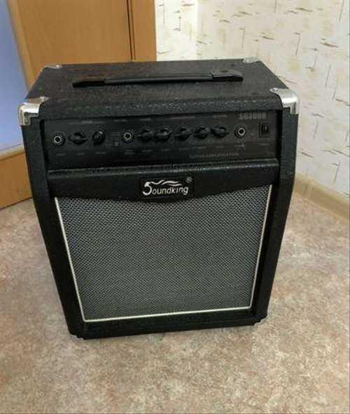 Гитарный комбоусилитель soundking SG300R