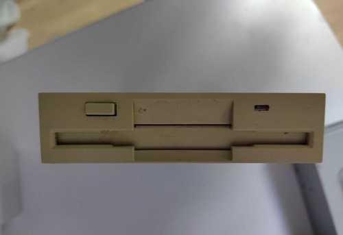 Floppy drive 3.5