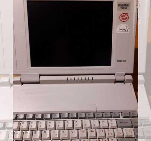 Toshiba t1910 рабочий в илеальном состоянии