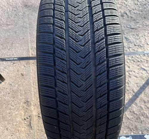 Gripmax Status Pro Winter 245/45 R19 102V