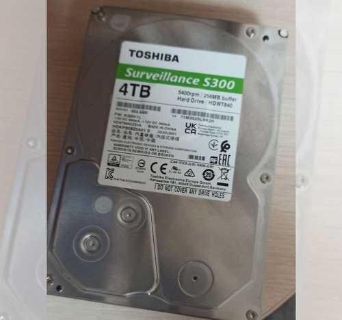 Жёсткий диск Toshiba Surveillance S300 4TB