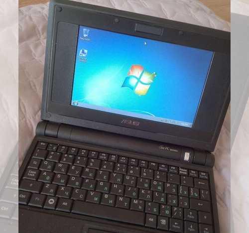 Нетбук asus eee pc 700