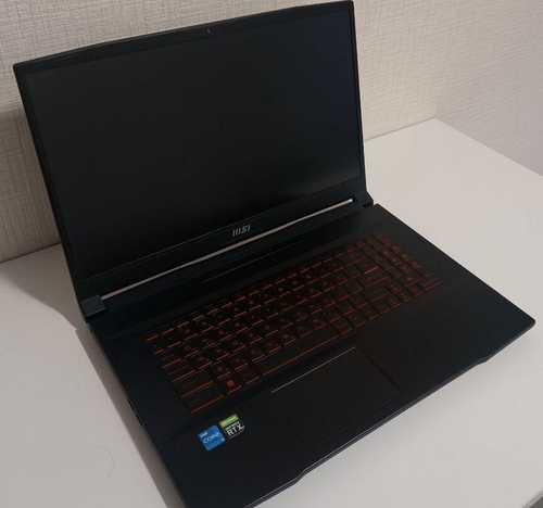 MSI Katana GF75 17.3 i5-11400H RTX 3050 Ti 16