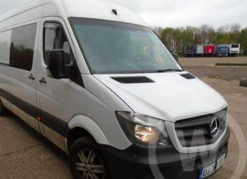 Передняя часть Mercedes Sprinter 906