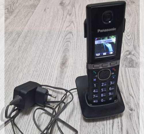 Телефон Panasonic KX-TG8081