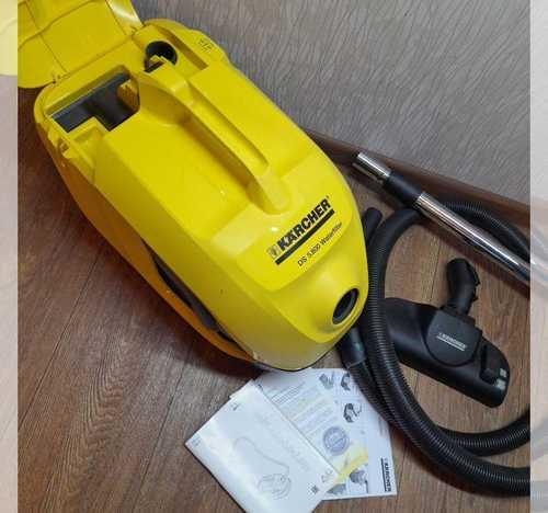 Моющий пылесос karcher