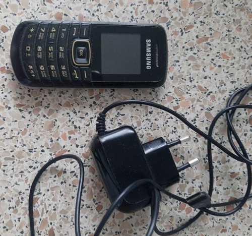 Samsung B3310