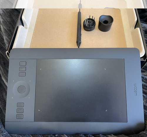 Графический планшет Wacom Intuos Pro S PTH-451-rup