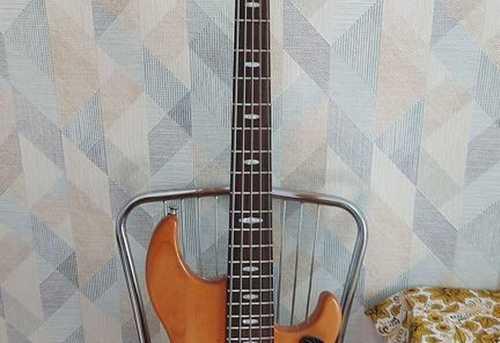 Бас-гитара 5-струнная Yamaha BB615