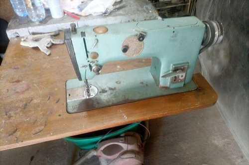 Промышленая швейная машина 1022кл