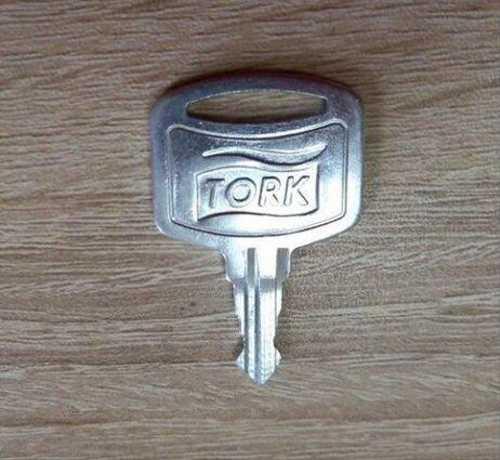 Ключ для диспенсеров Tork