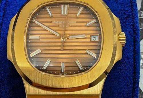 Часы мужские Patek Philippe Nautilus gold