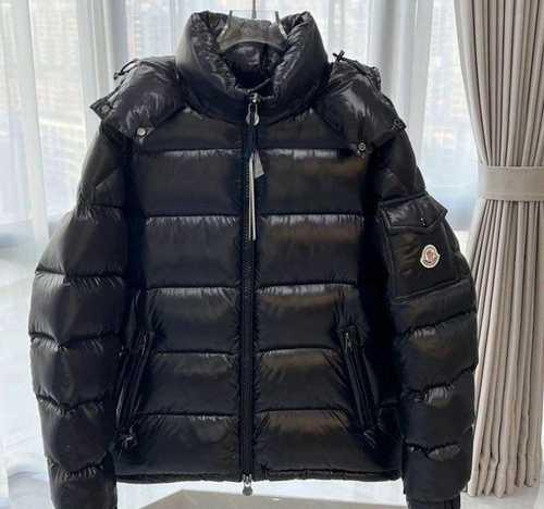 Пуховик moncler