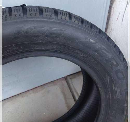 Pirelli Ice Zero 205/60 R16