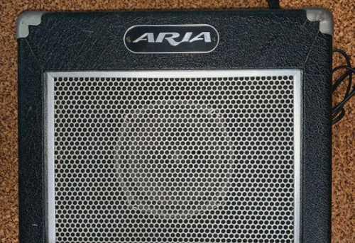 Комбоусилитель для бас-гитары Aria AB-20