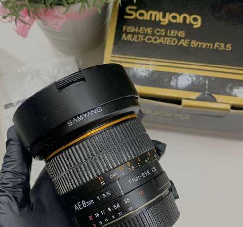 Объектив samyang 8mm nikon