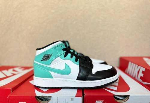 Nike Air Jordan 1 Mid Tropical Twist Igloo 6Y