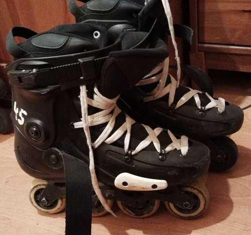 Роликовые коньки FR Skates