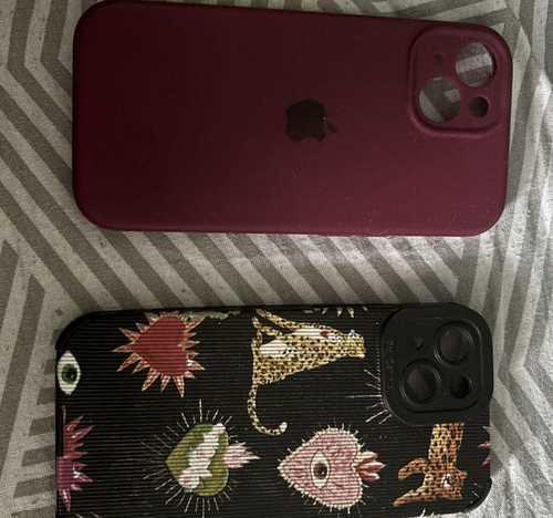 Чехол на iPhone 15