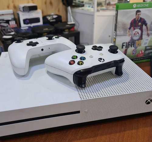 Xbox one s 500гб