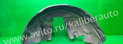 Подкрылок задний правый Dodge Stratus JR 2.4 EDZ