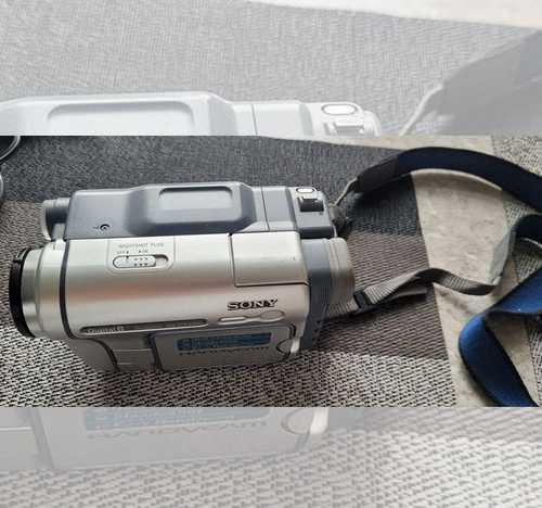 Видеокамера sony handycam DCR-TRV 255E