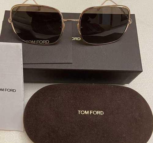 Солнцезащитные очки Tom Ford